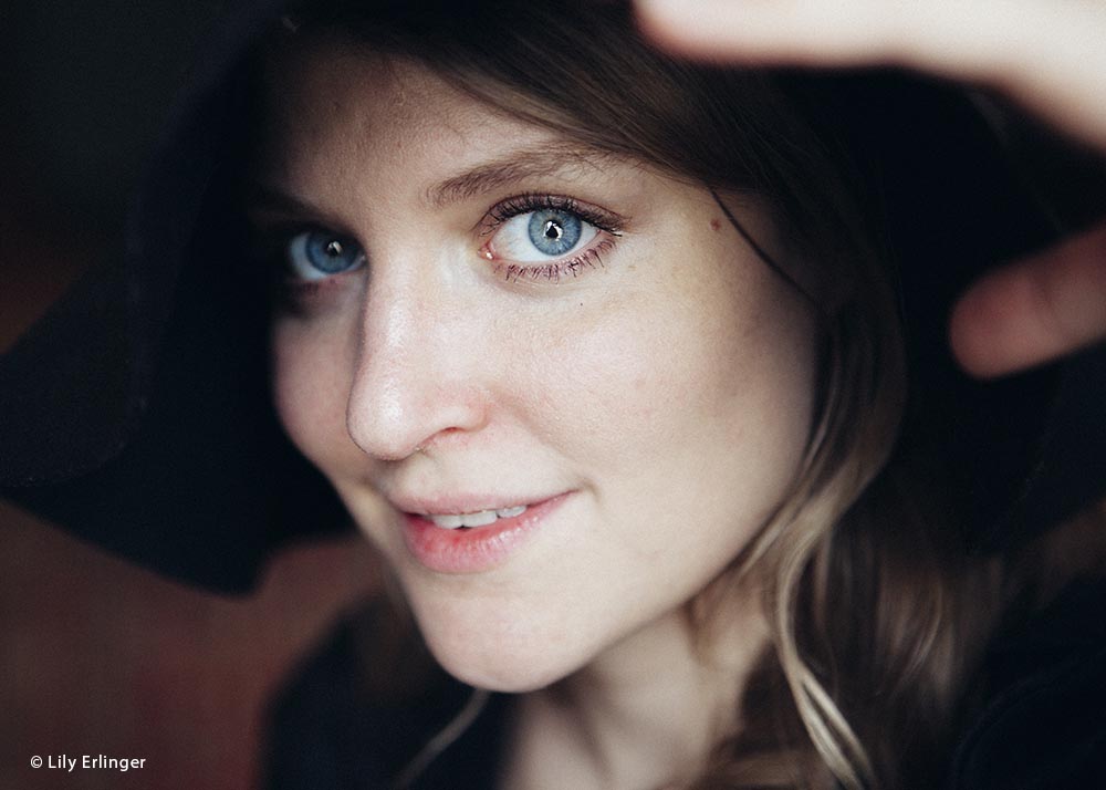 BILDER - Lara Mandoki